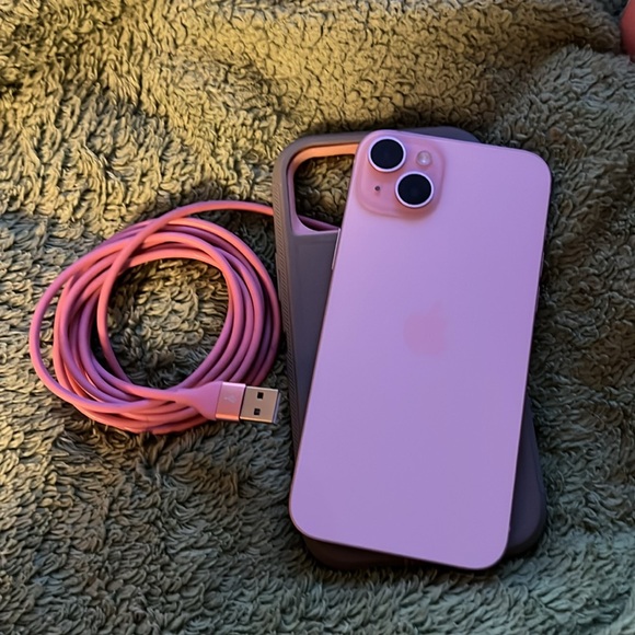 Apple | Cell Phones & Accessories | T Mobile Apple 5 Plus Pink 3 Months ...